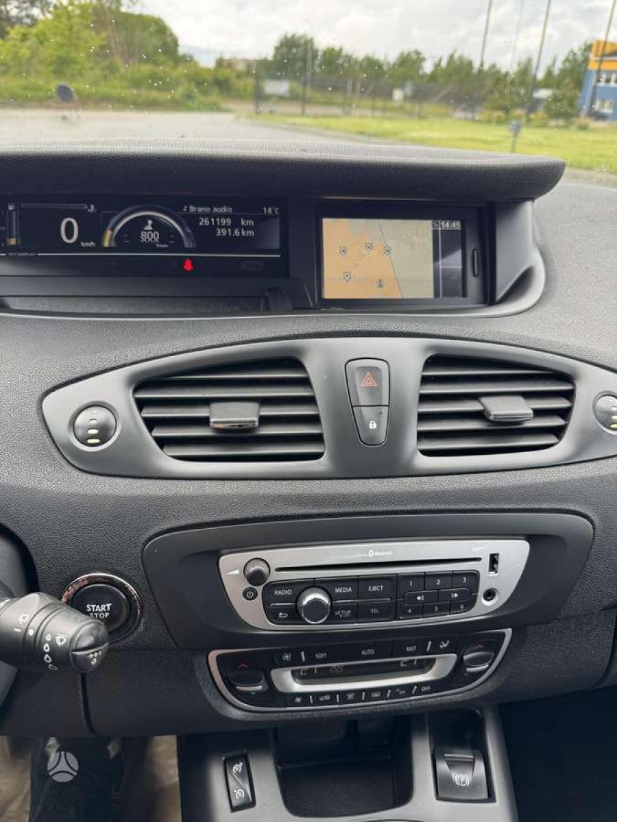 Black Renault Scenic 2015 in Telschi, with an engine capacity of 1.46 L and mileage of 261 thousand km for 4500 €, photo 26 on AUTOMOTO.COM.LV