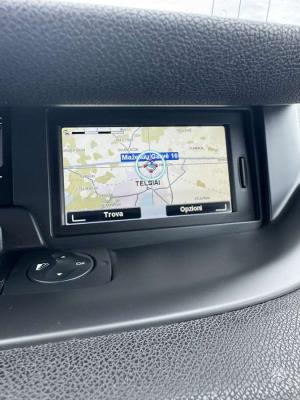Black Renault Scenic 2015 in Telschi, with an engine capacity of 1.46 L and mileage of 261 thousand km for 4500 €, photo 28 on AUTOMOTO.COM.LV
