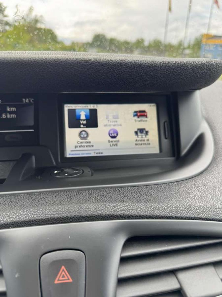 Black Renault Scenic 2015 in Telschi, with an engine capacity of 1.46 L and mileage of 261 thousand km for 4500 €, photo 29 on AUTOMOTO.COM.LV