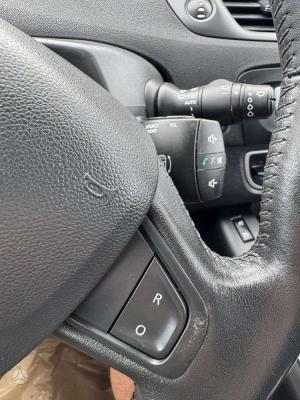 Black Renault Scenic 2015 in Telschi, with an engine capacity of 1.46 L and mileage of 261 thousand km for 4500 €, photo 34 on AUTOMOTO.COM.LV