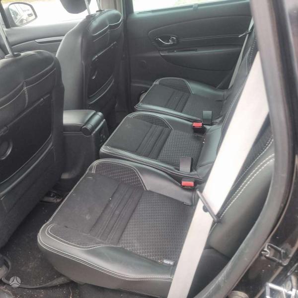 Melns Renault Scenic 2016 Tauragė, ar dzinēja tilpumu 1.60 L un nobraukumu 412 tūkst. km par 2600 €, foto 5 vietnē AUTOMOTO.COM.LV