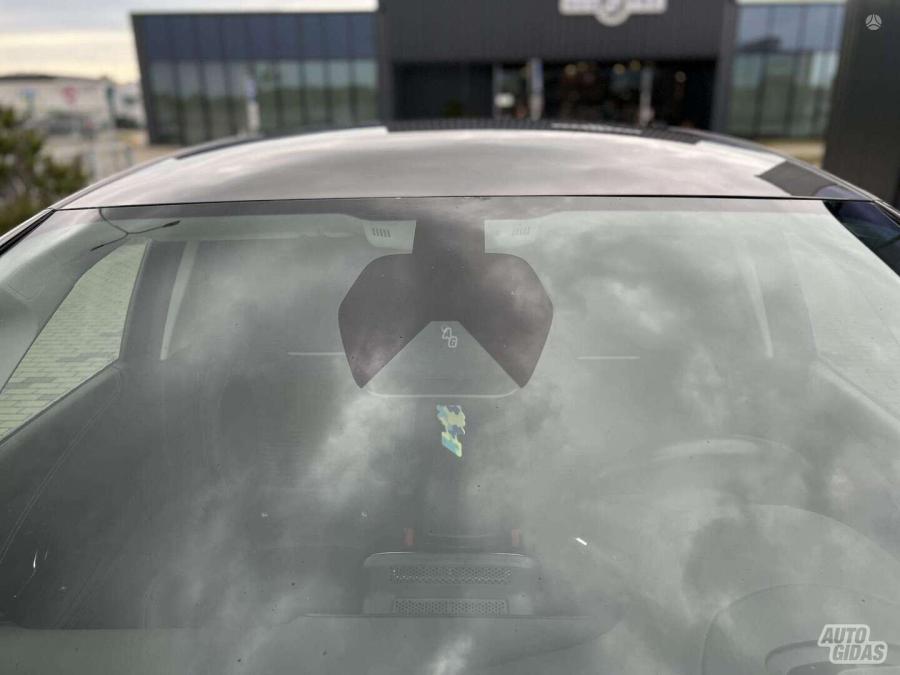Black Renault Scenic 2018 in Siauliai, with an engine capacity of 1.20 L and mileage of 163 thousand km for 7900 €, photo 13 on AUTOMOTO.COM.LV