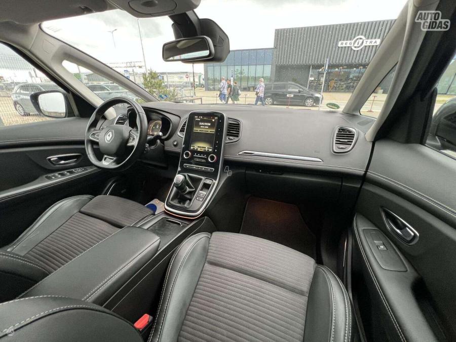Black Renault Scenic 2018 in Siauliai, with an engine capacity of 1.20 L and mileage of 163 thousand km for 7900 €, photo 26 on AUTOMOTO.COM.LV