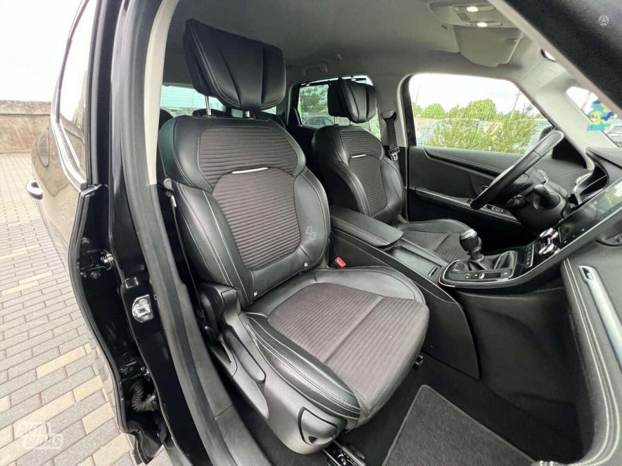 Black Renault Scenic 2018 in Siauliai, with an engine capacity of 1.20 L and mileage of 163 thousand km for 7900 €, photo 28 on AUTOMOTO.COM.LV