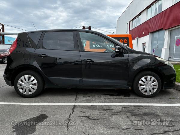 Melns Renault Scenic 2010 Tallina, ar dzinēja tilpumu 1.90 L un nobraukumu 229 tūkst. km par 2950 €, foto 6 vietnē AUTOMOTO.COM.LV