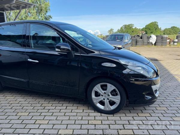 Melns Renault Scenic 2011 Talsi, ar dzinēja tilpumu 2.00 L un nobraukumu 183 tūkst. km par 5470 €, foto 3 vietnē AUTOMOTO.COM.LV