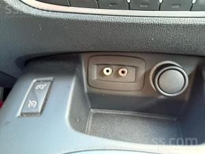 Melns Renault Scenic 2011 Talsi, ar dzinēja tilpumu 2.00 L un nobraukumu 183 tūkst. km par 5470 €, foto 11 vietnē AUTOMOTO.COM.LV