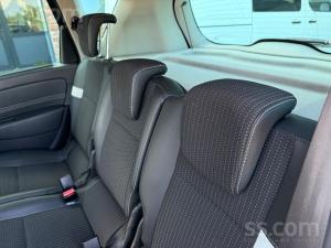 Melns Renault Scenic 2011 Talsi, ar dzinēja tilpumu 2.00 L un nobraukumu 183 tūkst. km par 5470 €, foto 23 vietnē AUTOMOTO.COM.LV