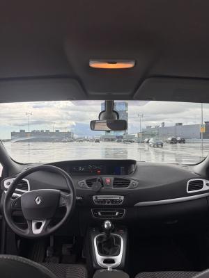 Melns Renault Scenic 2011 Tallina, ar dzinēja tilpumu 1.50 L un nobraukumu 300 tūkst. km par 1900 €, foto 5 vietnē AUTOMOTO.COM.LV