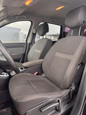 Melns Renault Scenic 2011 Tallina, ar dzinēja tilpumu 1.50 L un nobraukumu 300 tūkst. km par 1900 €, foto 6 vietnē AUTOMOTO.COM.LV