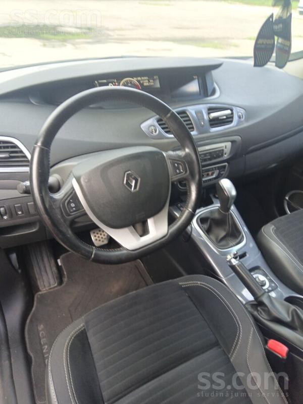 Melns Renault Scenic 2015 Rīga, ar dzinēja tilpumu 1.50 L un nobraukumu 213 tūkst. km par 6200 €, foto 4 vietnē AUTOMOTO.COM.LV