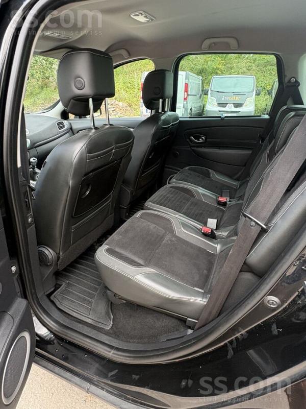 Black Renault Scenic 2015 in Riga, with an engine capacity of 1.60 L and mileage of 225 thousand km for 5700 €, photo 6 on AUTOMOTO.COM.LV