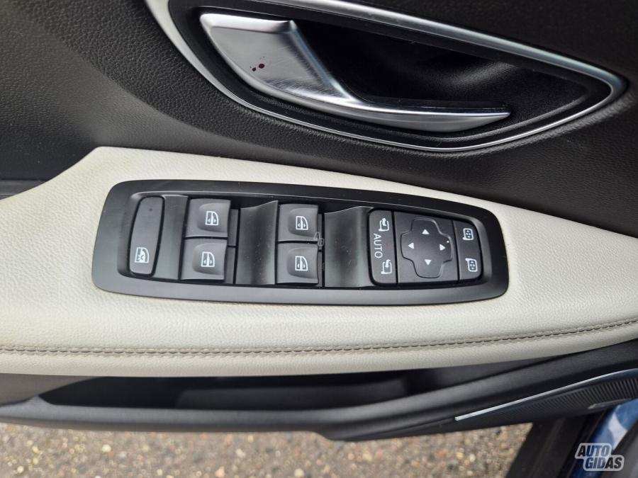 Blue Renault Scenic 2017 in Klaipeda, with an engine capacity of 1.60 L and mileage of 189 thousand km for 7400 €, photo 21 on AUTOMOTO.COM.LV