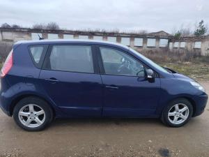 Zils Renault Scenic 2011 Marijampole, ar dzinēja tilpumu 1.46 L un nobraukumu 221 tūkst. km par 3000 €, foto 4 vietnē AUTOMOTO.COM.LV