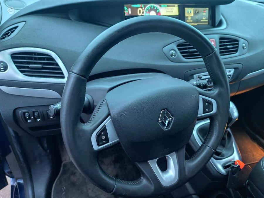 Zils Renault Scenic 2011 Marijampole, ar dzinēja tilpumu 1.46 L un nobraukumu 221 tūkst. km par 3000 €, foto 14 vietnē AUTOMOTO.COM.LV