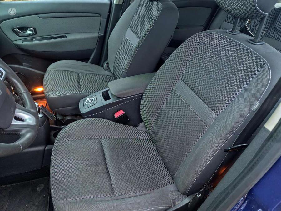 Zils Renault Scenic 2011 Marijampole, ar dzinēja tilpumu 1.46 L un nobraukumu 221 tūkst. km par 3000 €, foto 15 vietnē AUTOMOTO.COM.LV