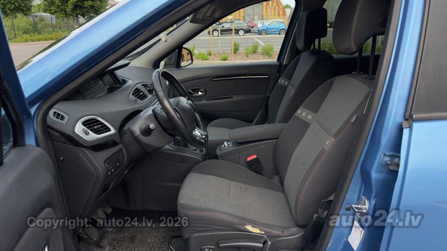 Blue Renault Scenic 2013 in Tallinn, with an engine capacity of 1.50 L and mileage of 268 thousand km for 3000 €, photo 9 on AUTOMOTO.COM.LV