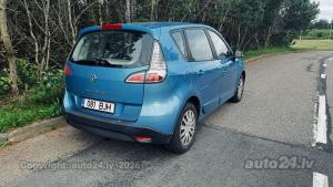 Zils Renault Scenic 2013 Mardu, ar dzinēja tilpumu 1.50 L un nobraukumu 270 tūkst. km par 3000 €, foto 7 vietnē AUTOMOTO.COM.LV