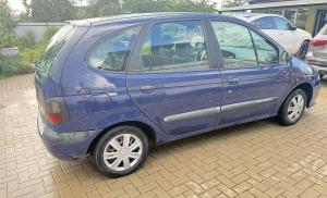 Blue Renault Scenic 1998 in Kaunas, with an engine capacity of 1.60 L and mileage of 329 thousand km for 900 €, photo 4 on AUTOMOTO.COM.LV
