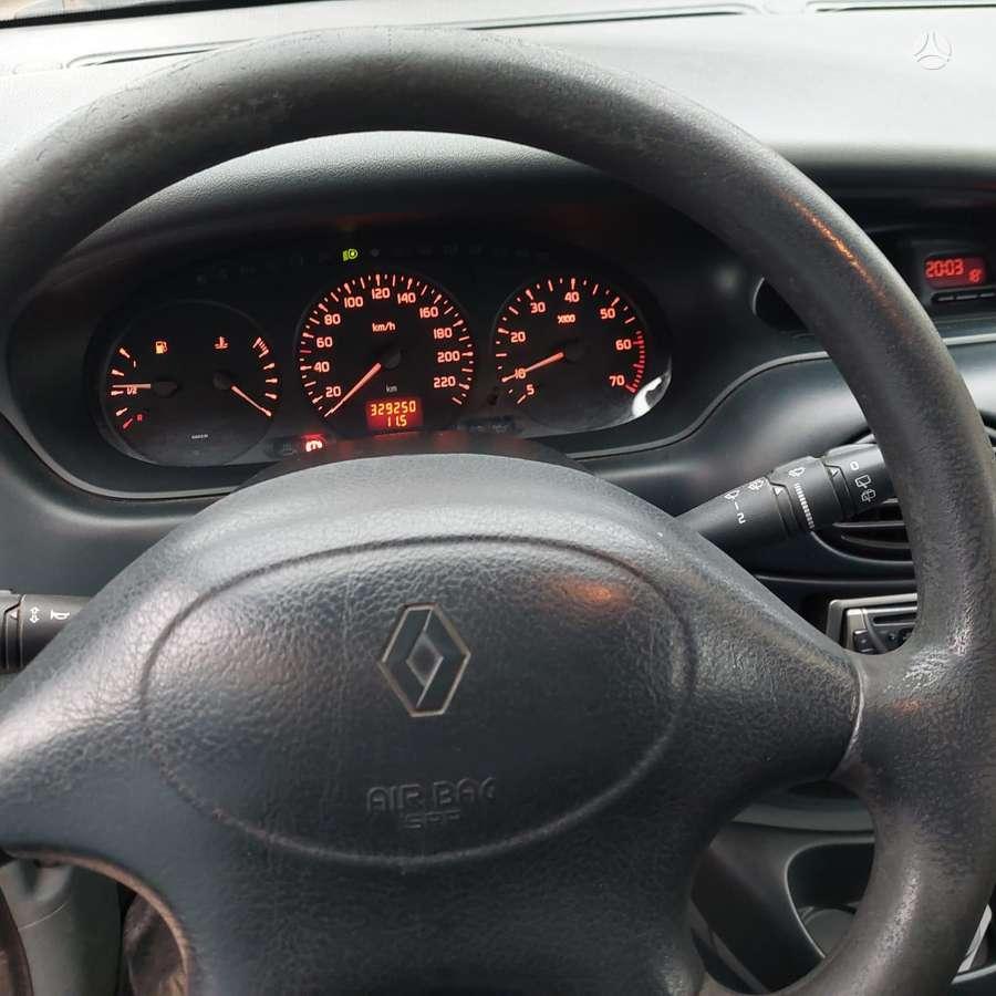 Blue Renault Scenic 1998 in Kaunas, with an engine capacity of 1.60 L and mileage of 329 thousand km for 900 €, photo 9 on AUTOMOTO.COM.LV