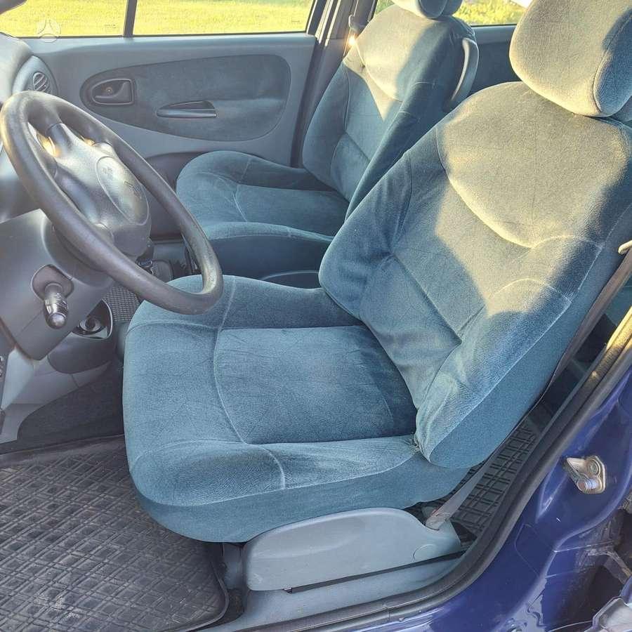 Blue Renault Scenic 1998 in Kaunas, with an engine capacity of 1.60 L and mileage of 329 thousand km for 900 €, photo 13 on AUTOMOTO.COM.LV