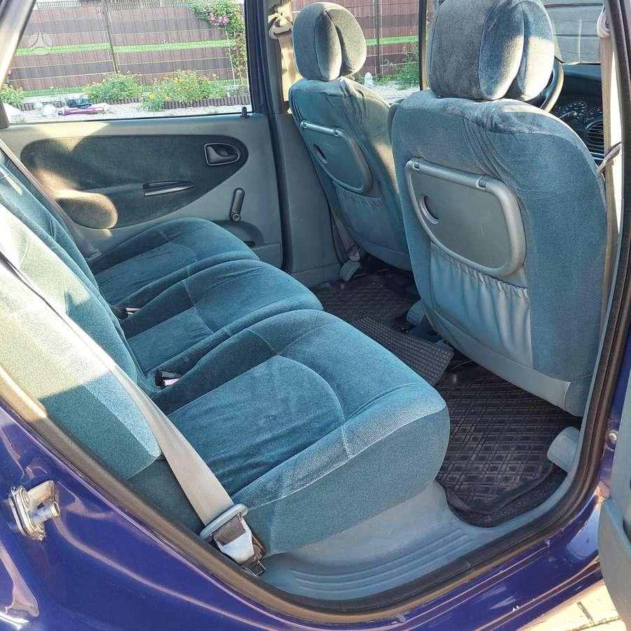 Blue Renault Scenic 1998 in Kaunas, with an engine capacity of 1.60 L and mileage of 329 thousand km for 900 €, photo 14 on AUTOMOTO.COM.LV