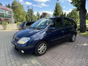 Zils Renault Scenic 2002 Daugavpils, ar dzinēja tilpumu 1.40 L un nobraukumu 220 tūkst. km par 1200 €, foto 5 vietnē AUTOMOTO.COM.LV