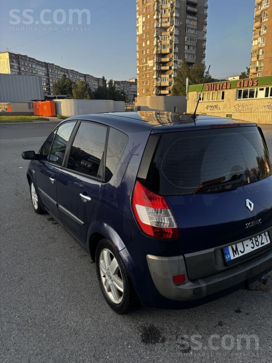 Blue Renault Scenic 2004 in Riga, with an engine capacity of 1.50 L and mileage of 109 thousand km for 1550 €, photo 3 on AUTOMOTO.COM.LV