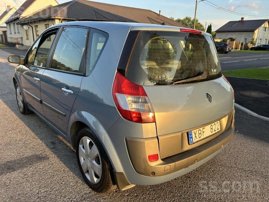 Blue Renault Scenic 2006 in Daugavpils, with an engine capacity of 1.90 L and mileage of 233 thousand km for 1650 €, photo 9 on AUTOMOTO.COM.LV