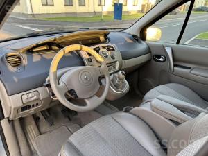 Blue Renault Scenic 2006 in Daugavpils, with an engine capacity of 1.90 L and mileage of 233 thousand km for 1650 €, photo 13 on AUTOMOTO.COM.LV