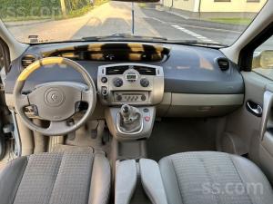 Blue Renault Scenic 2006 in Daugavpils, with an engine capacity of 1.90 L and mileage of 233 thousand km for 1650 €, photo 17 on AUTOMOTO.COM.LV