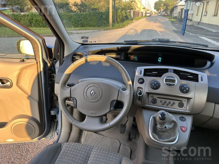Blue Renault Scenic 2006 in Daugavpils, with an engine capacity of 1.90 L and mileage of 233 thousand km for 1650 €, photo 19 on AUTOMOTO.COM.LV