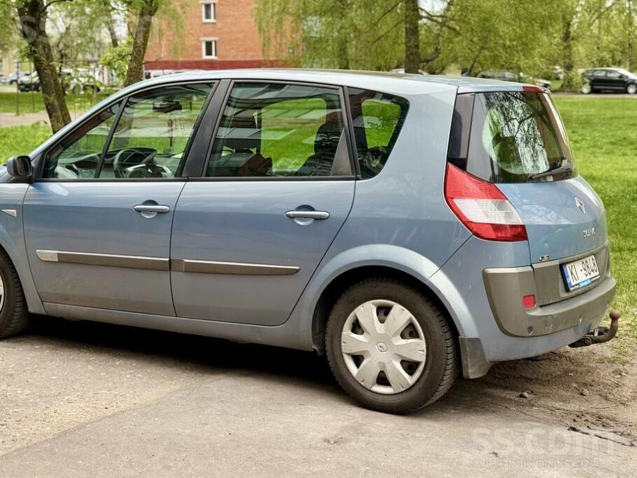 Blue Renault Scenic 2006 in Riga, with an engine capacity of 2.00 L and mileage of 262 thousand km for 700 €, photo 3 on AUTOMOTO.COM.LV