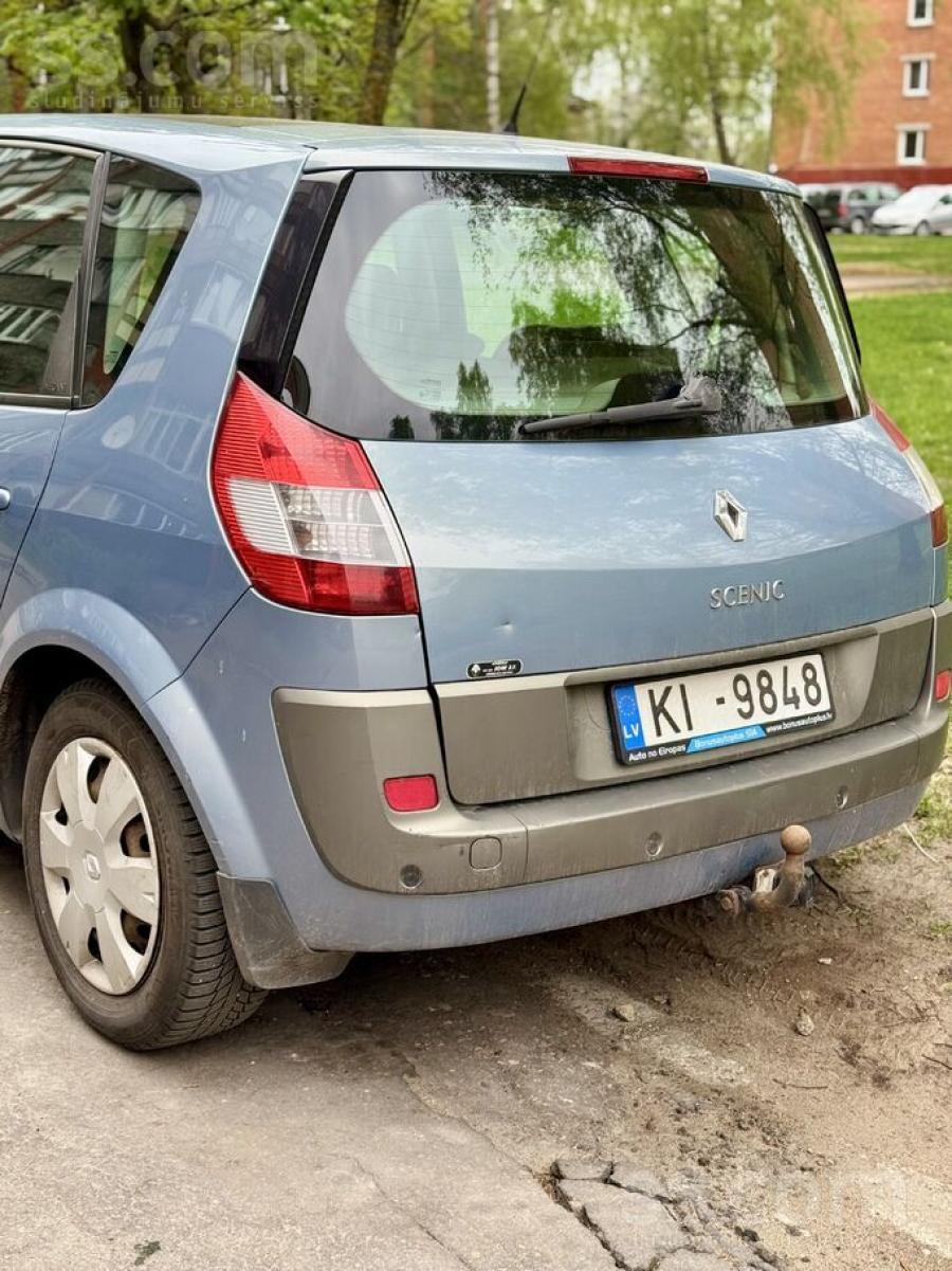 Blue Renault Scenic 2006 in Riga, with an engine capacity of 2.00 L and mileage of 262 thousand km for 700 €, photo 4 on AUTOMOTO.COM.LV