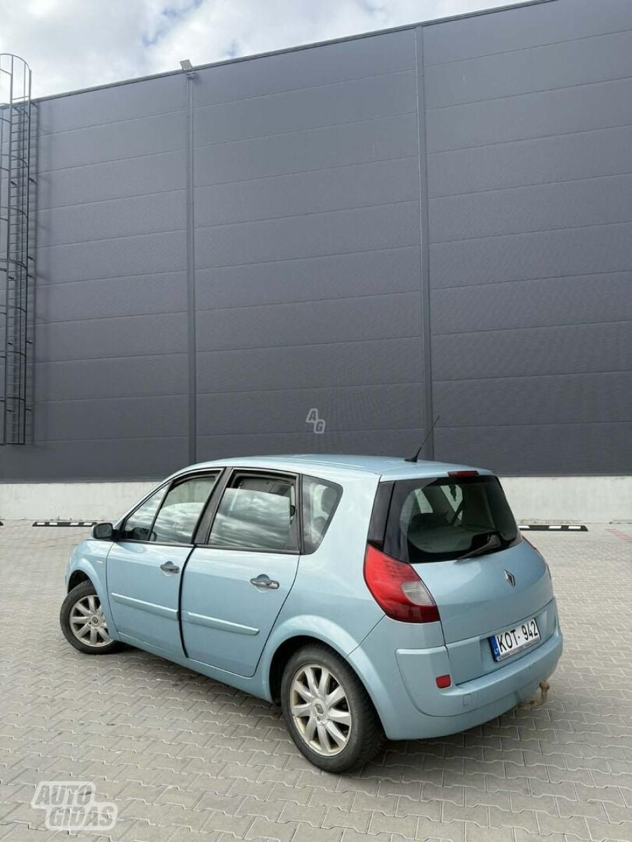 Zils Renault Scenic 2007 Šauļi, ar dzinēja tilpumu 1.60 L un nobraukumu 400 tūkst. km par 1499 €, foto 4 vietnē AUTOMOTO.COM.LV