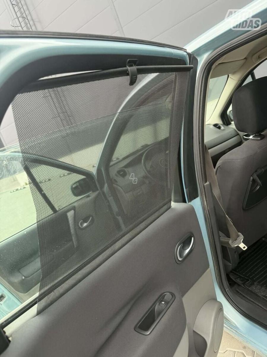 Zils Renault Scenic 2007 Šauļi, ar dzinēja tilpumu 1.60 L un nobraukumu 400 tūkst. km par 1499 €, foto 8 vietnē AUTOMOTO.COM.LV