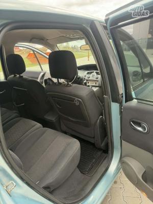 Blue Renault Scenic 2007 in Siauliai, with an engine capacity of 1.60 L and mileage of 400 thousand km for 1399 €, photo 8 on AUTOMOTO.COM.LV