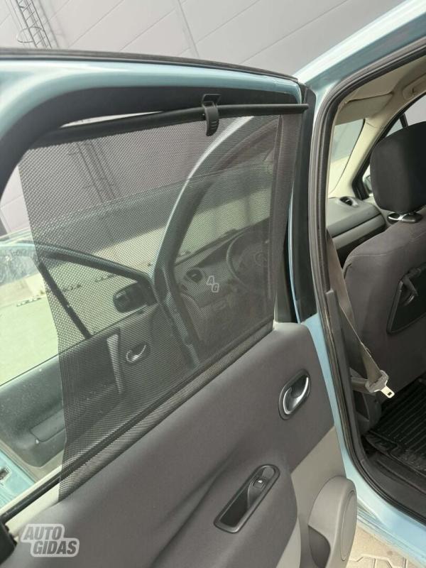 Zils Renault Scenic 2007 Šauļi, ar dzinēja tilpumu 1.60 L un nobraukumu 400 tūkst. km par 1399 €, foto 8 vietnē AUTOMOTO.COM.LV
