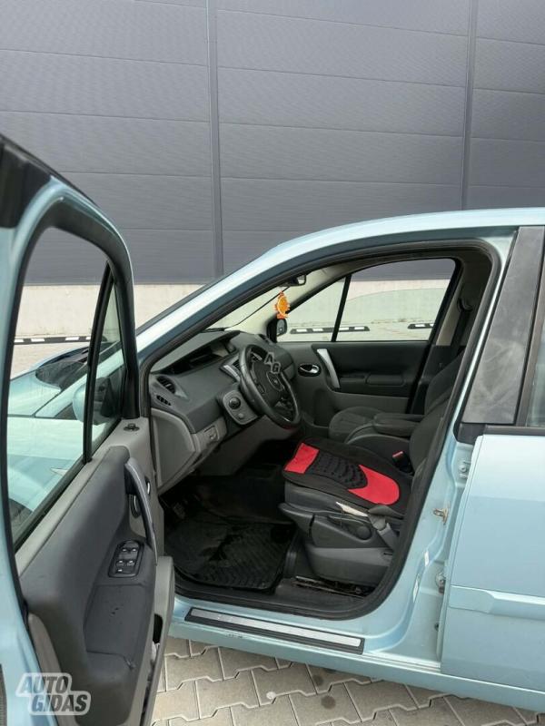 Zils Renault Scenic 2007 Šauļi, ar dzinēja tilpumu 1.60 L un nobraukumu 400 tūkst. km par 1300 €, foto 5 vietnē AUTOMOTO.COM.LV