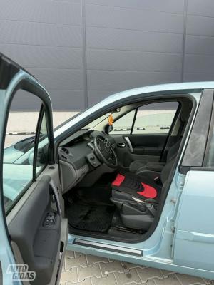 Zils Renault Scenic 2007 Šauļi, ar dzinēja tilpumu 1.60 L un nobraukumu 400 tūkst. km par 1300 €, foto 6 vietnē AUTOMOTO.COM.LV