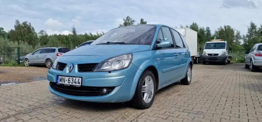Blue Renault Scenic 2008 in Valmiera, with an engine capacity of 2.00 L and mileage of 217 thousand km for 2100 €, photo 8 on AUTOMOTO.COM.LV
