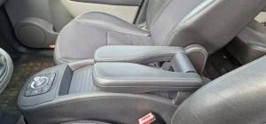 Blue Renault Scenic 2008 in Valmiera, with an engine capacity of 2.00 L and mileage of 217 thousand km for 2100 €, photo 17 on AUTOMOTO.COM.LV
