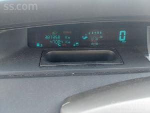 Blue Renault Scenic 2008 in Ventspils, with an engine capacity of 1.90 L and mileage of 388 thousand km for 550 €, photo 7 on AUTOMOTO.COM.LV
