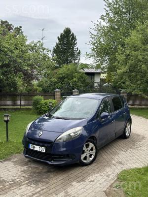 Zils Renault Scenic 2012 Rīga, ar dzinēja tilpumu 1.50 L un nobraukumu 369 tūkst. km par 1795 €, foto  vietnē AUTOMOTO.COM.LV