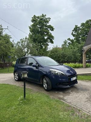 Zils Renault Scenic 2012 Rīga, ar dzinēja tilpumu 1.50 L un nobraukumu 369 tūkst. km par 1795 €, foto 7 vietnē AUTOMOTO.COM.LV