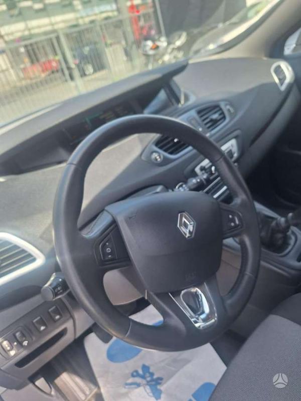 Zils Renault Scenic 2013 Jurbarkas, ar dzinēja tilpumu 1.20 L un nobraukumu 220 tūkst. km par 3499 €, foto 10 vietnē AUTOMOTO.COM.LV