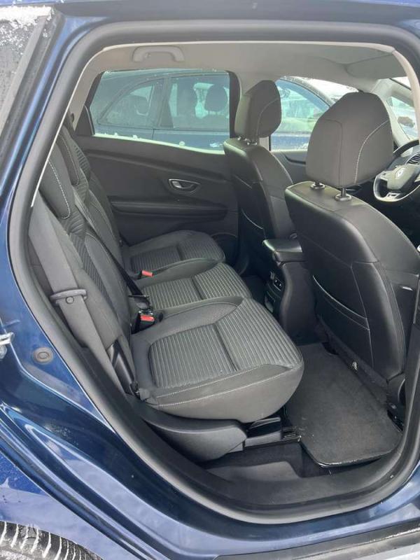 Zils Renault Scenic 2018 Tauragė, ar dzinēja tilpumu 1.46 L un nobraukumu 249 tūkst. km par 7900 €, foto 11 vietnē AUTOMOTO.COM.LV