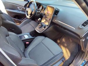 Zils Renault Scenic 2018 Viļņa, ar dzinēja tilpumu 1.46 L un nobraukumu 250 tūkst. km par 7599 €, foto 14 vietnē AUTOMOTO.COM.LV