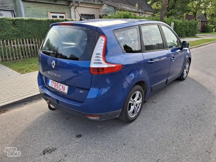 Zils Renault Scenic 2010 Mažeikiai, ar dzinēja tilpumu 1.90 L un nobraukumu 266 tūkst. km par 2700 €, foto 2 vietnē AUTOMOTO.COM.LV