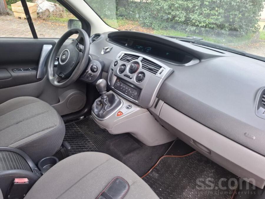 Brūns Renault Scenic 2009 Saldus, ar dzinēja tilpumu 1.50 L un nobraukumu 280 tūkst. km par 1850 €, foto 17 vietnē AUTOMOTO.COM.LV
